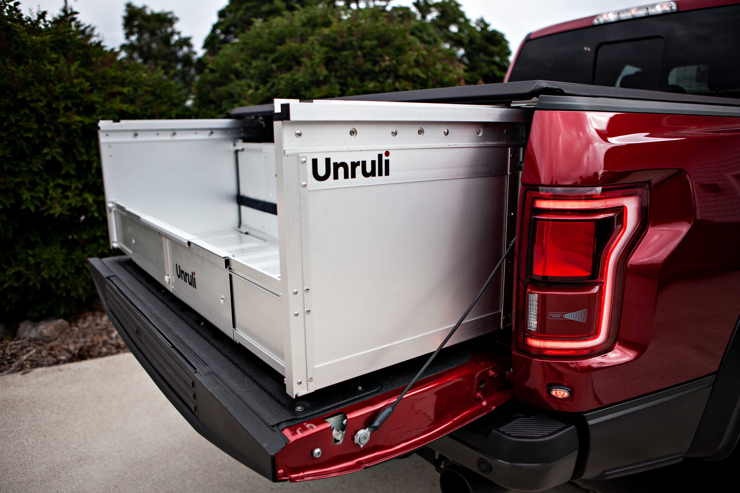 Unruli® Cargo and Tonneau System - Ford Foldable Box - Unruli®